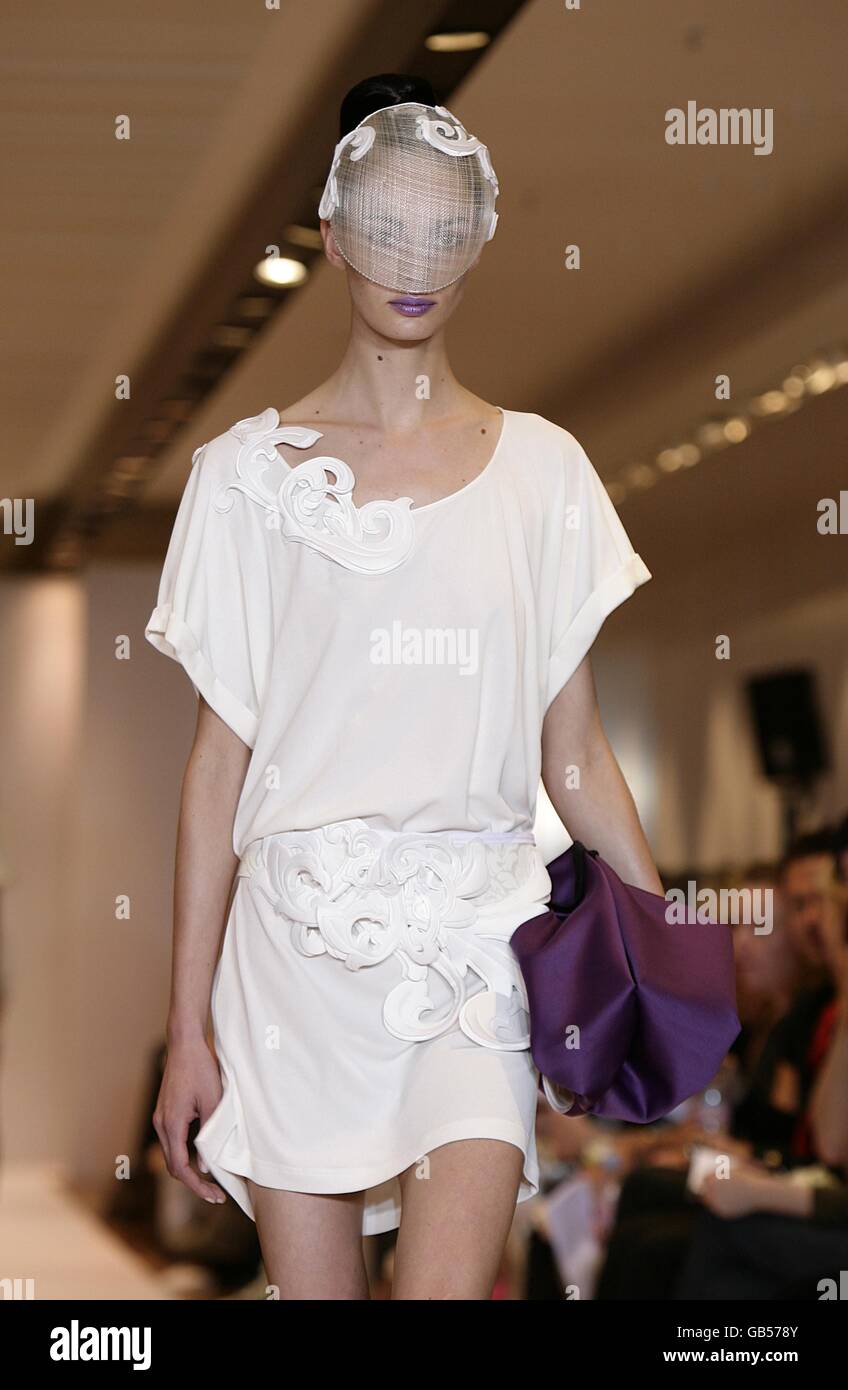 London Fashion Week - Modernist, Mango Catwalk Show Stock Photo - Alamy
