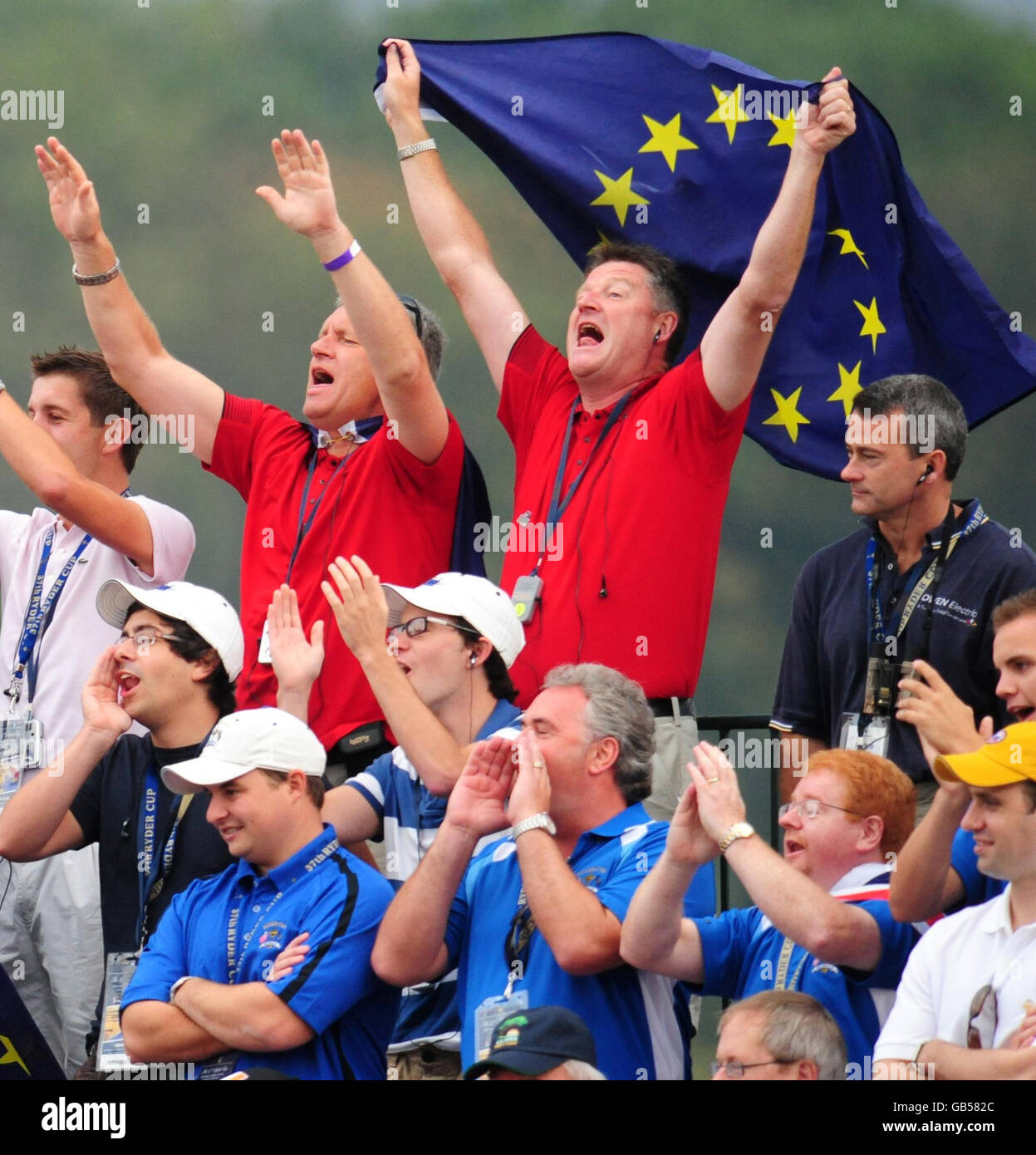 Golf - 37th Ryder Cup - USA v Europe - Day Two - Valhalla Golf Club ...