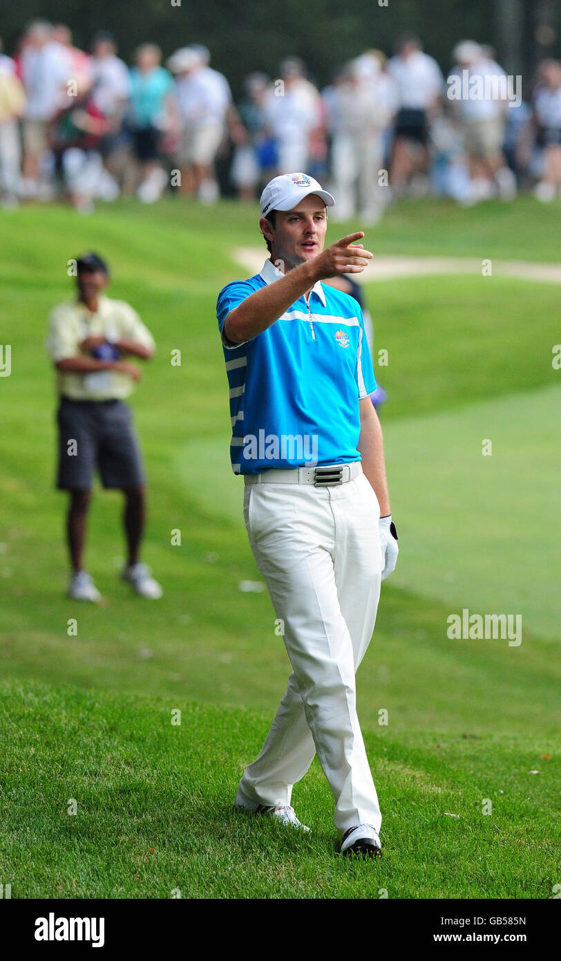 Golf - 37th Ryder Cup - USA v Europe - Day Two - Valhalla Golf Club ...