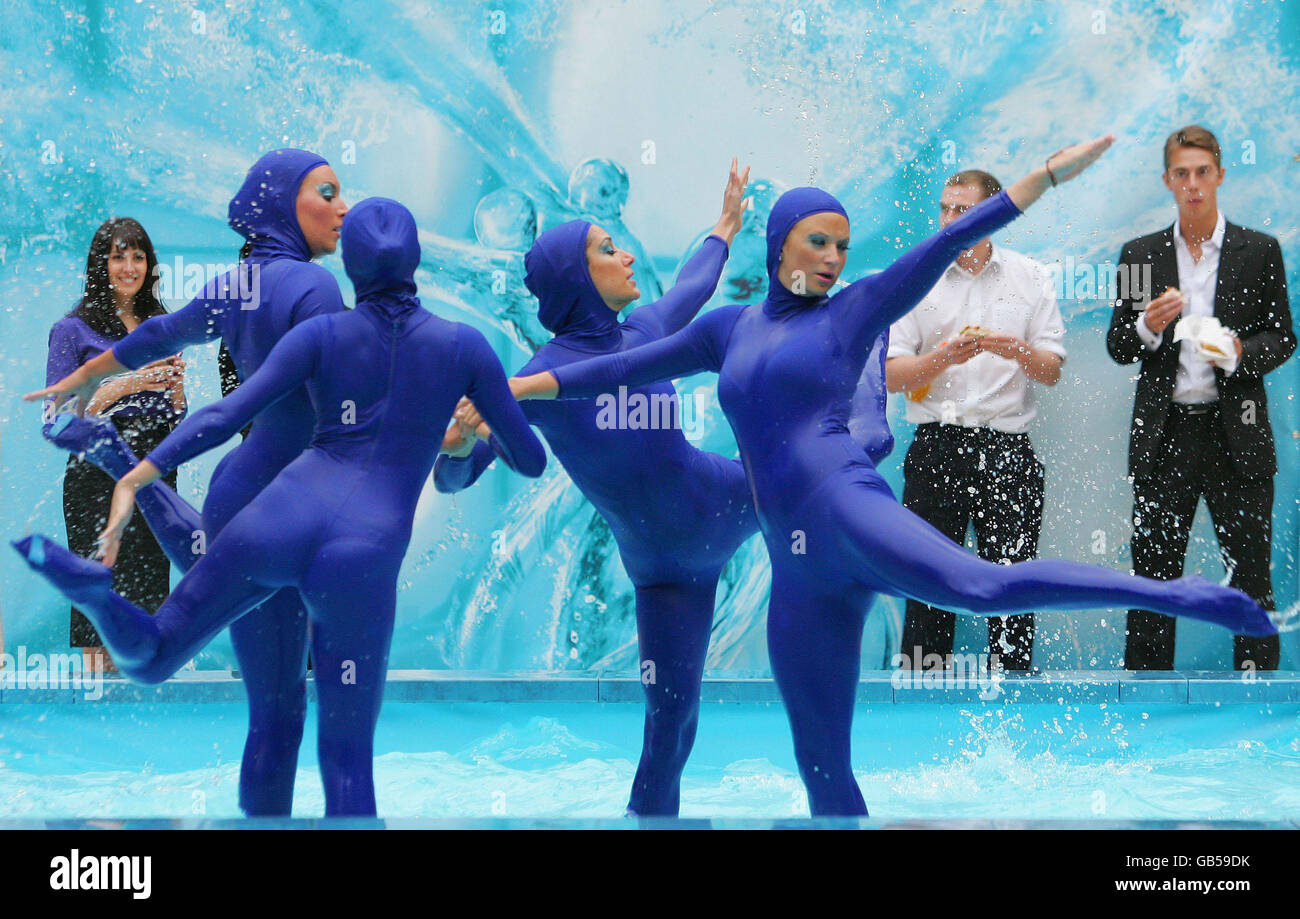 Aquabatix hi-res stock photography and images - Alamy