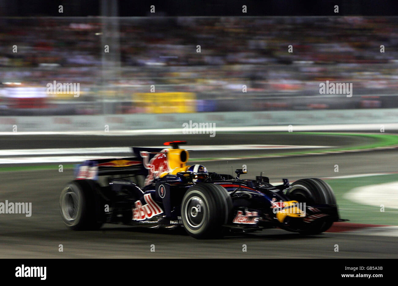 Motor Racing - Formula One Singtel Singapore Grand Prix - Qualifying ...
