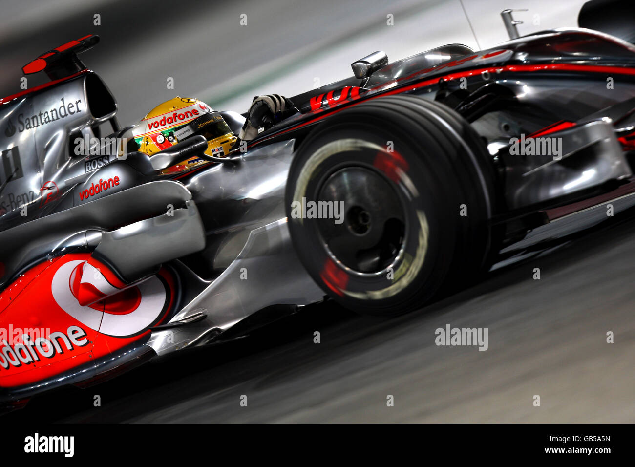 Motor Racing - Formula One Singtel Singapore Grand Prix - Qualifying ...