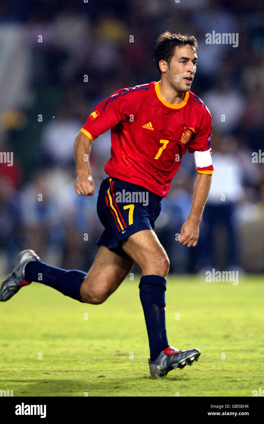 Soccer - European Championships 2004 Qualifier - Group Six - Spain v ...