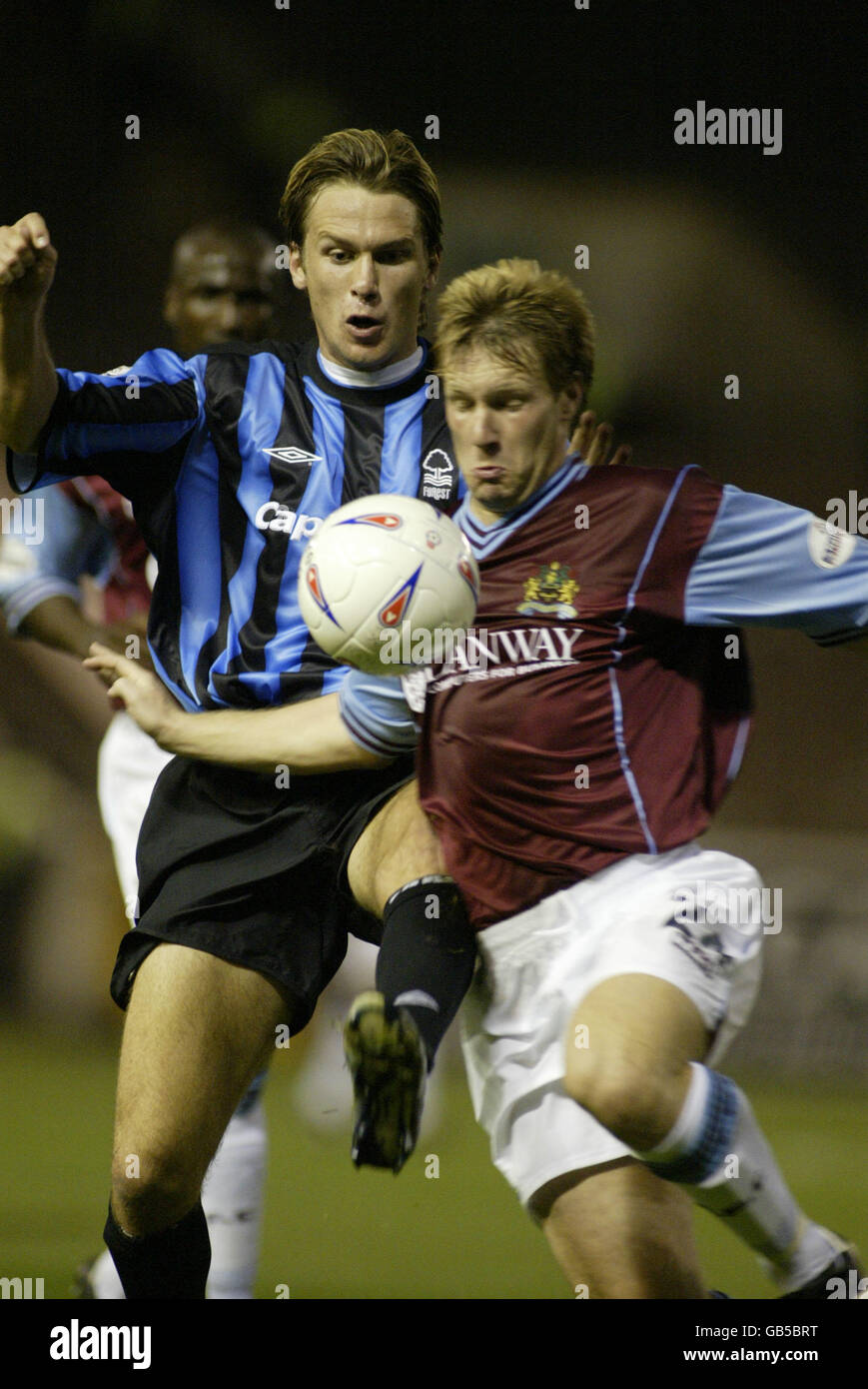 Burnley's Andy Todd (r) and Nottingham Forest's Gareth Taylor Stock ...