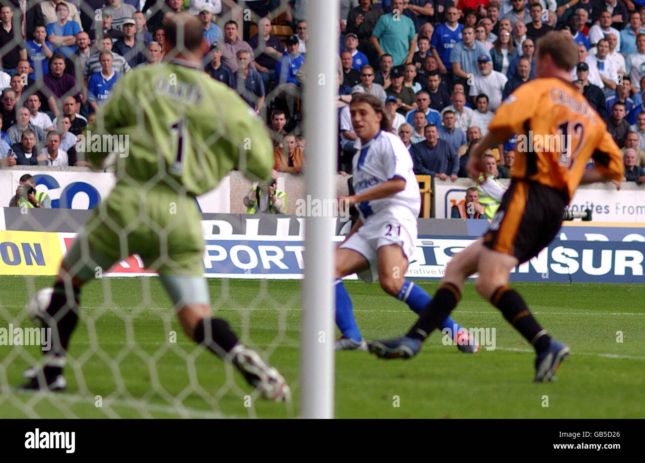 Sport football hernan crespo hi-res stock photography and images - Alamy