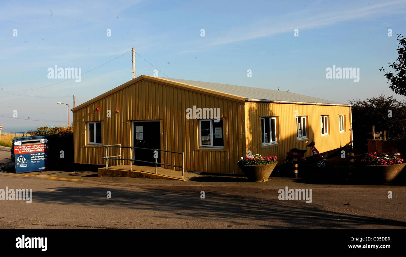 Immigration centre dover hi-res stock photography and images - Alamy