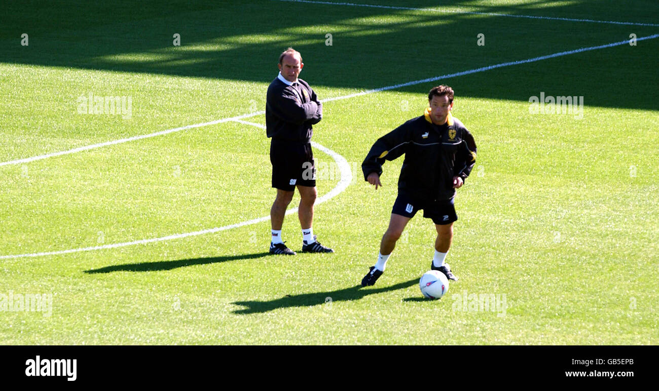Wimbledons manager stuart murdoch watches over dean holdsworth hi-res ...
