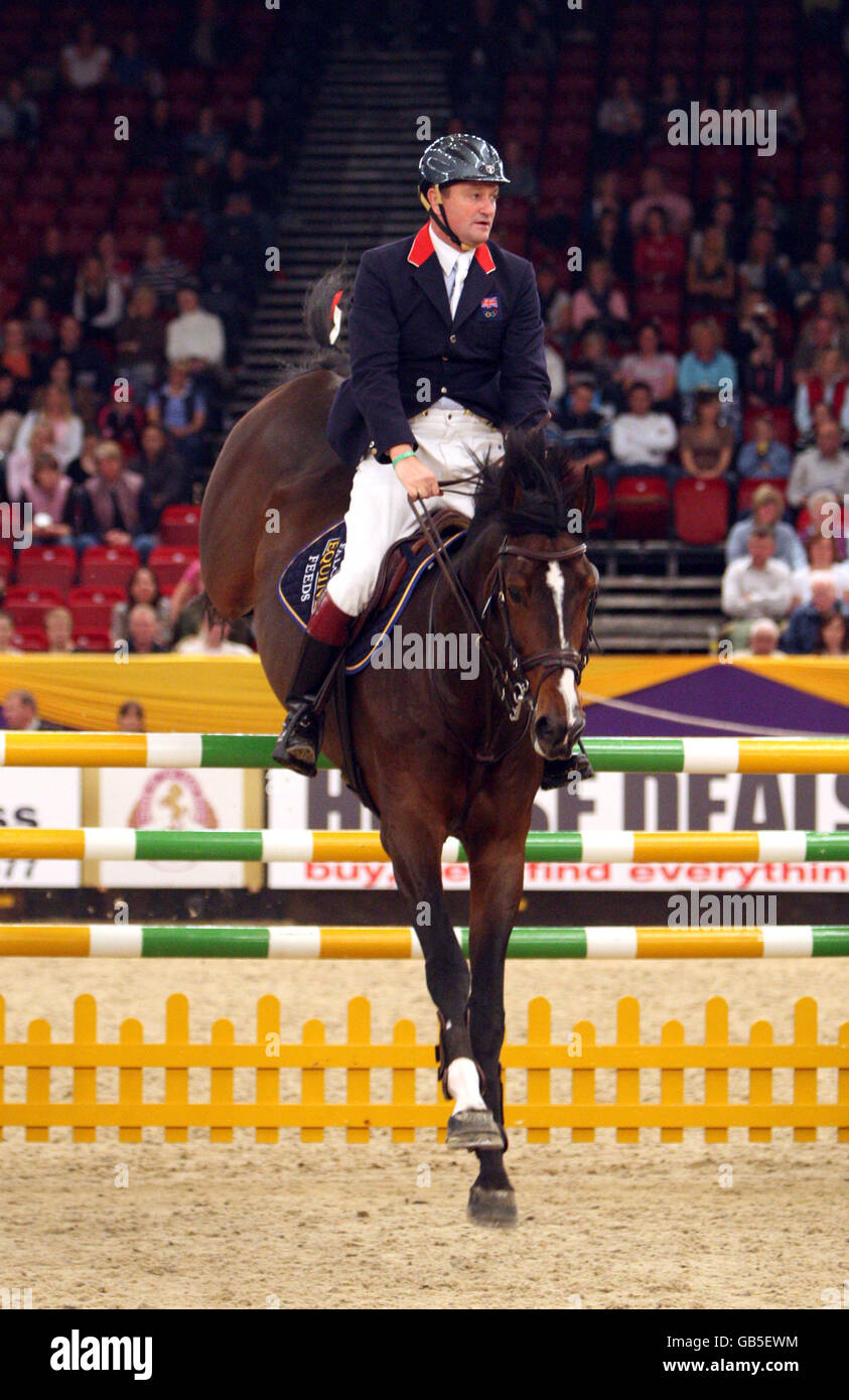 Great Britain's Robert Smith riding Talan in the Sylvia Barnes Memorial ...