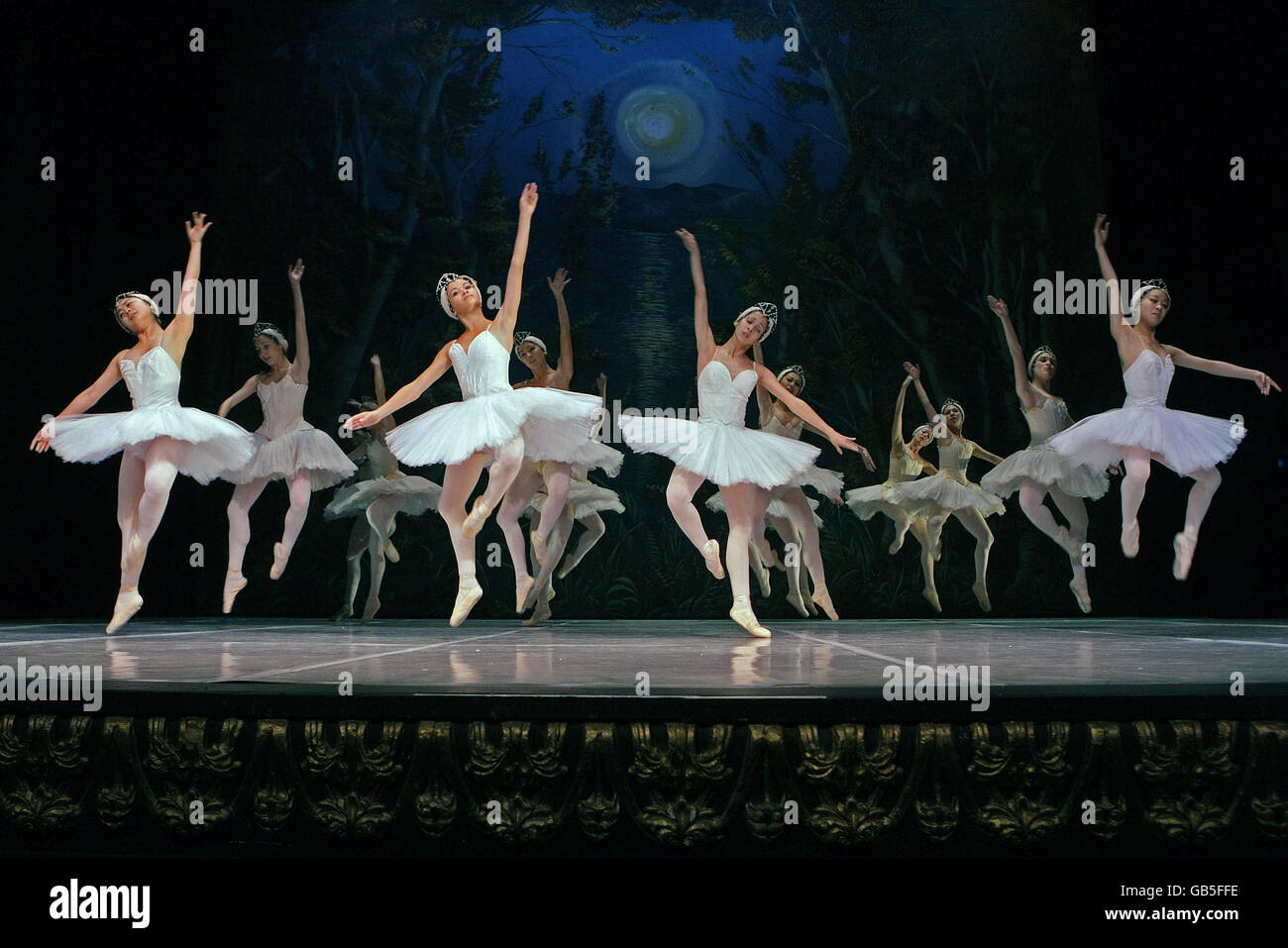 Arts ballet ireland hi-res stock photography and images - Alamy