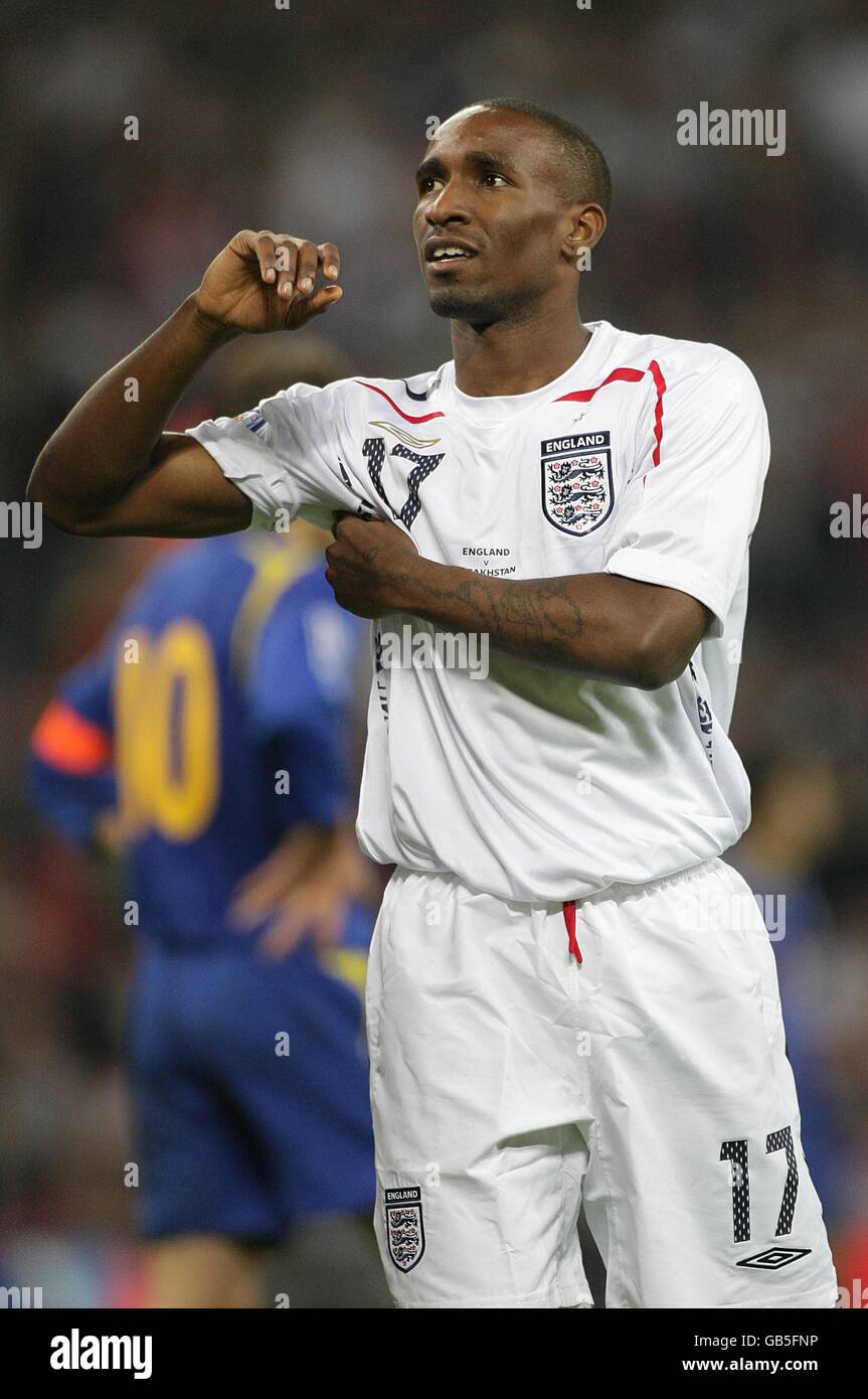 Soccer - FIFA World Cup 2010 - Qualifying Round - Group Six - England v ...