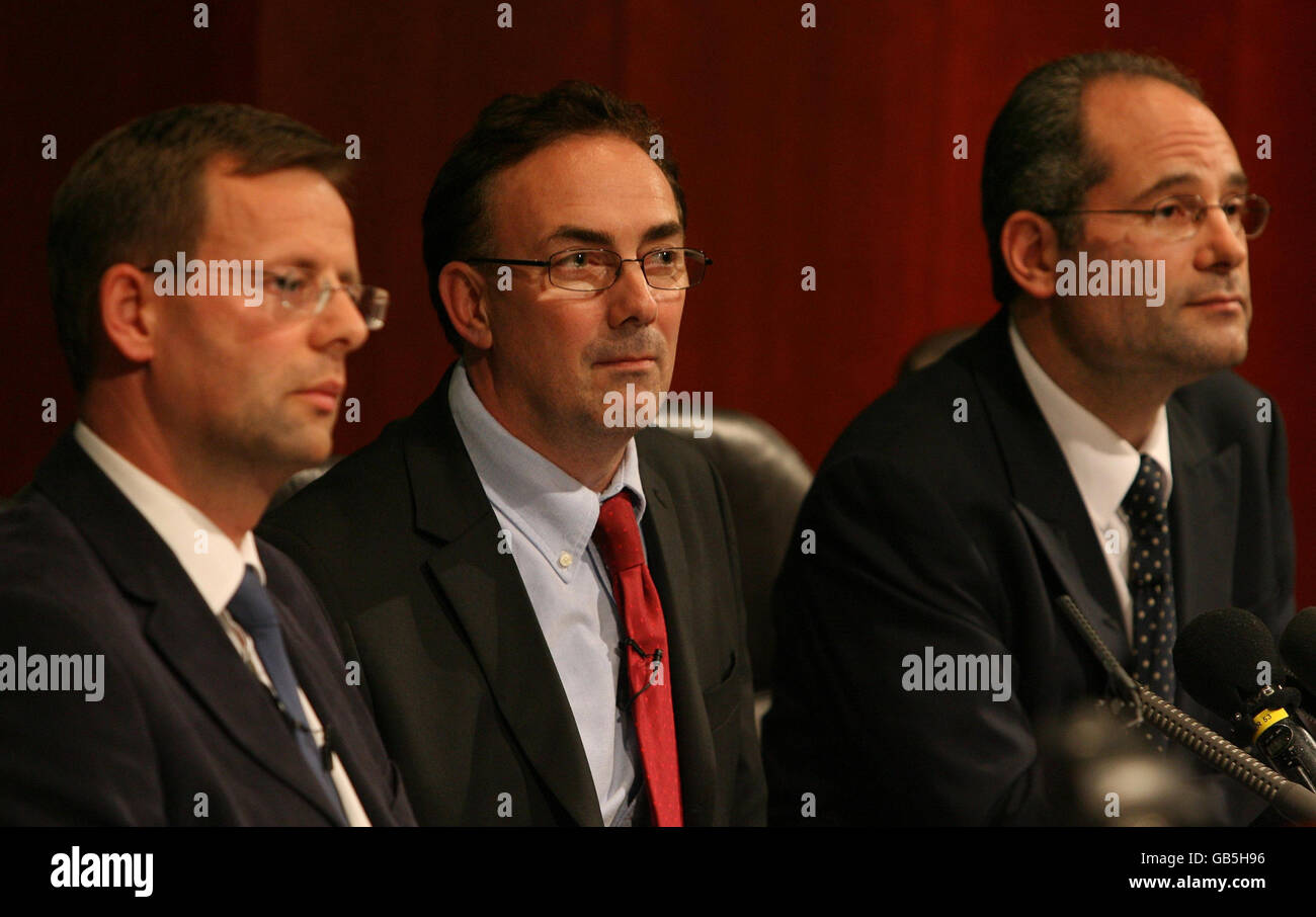 Pwc price waterhouse headquarters london hi-res stock photography and ...