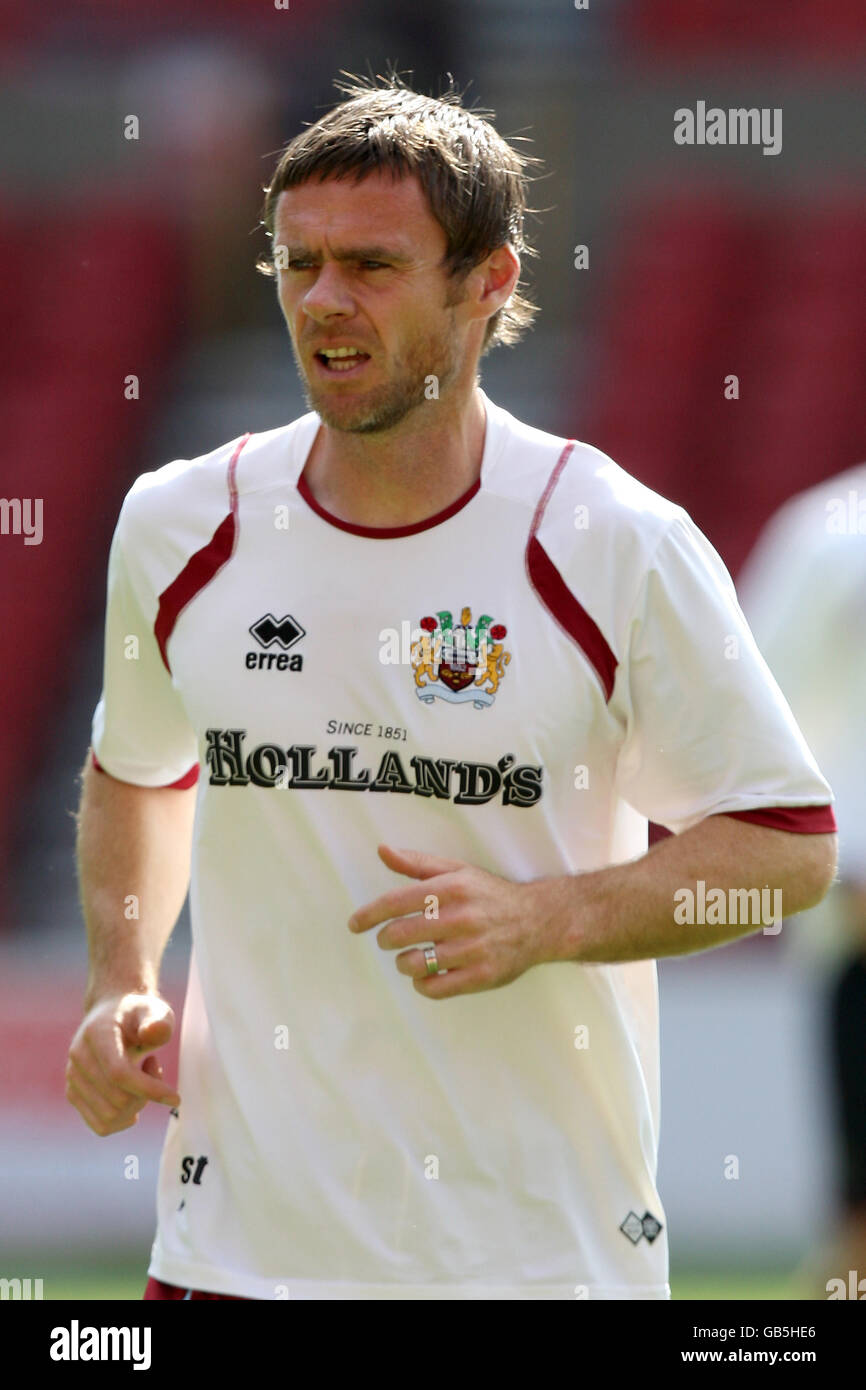 Soccer football league championship nottingham forest burnley city ...