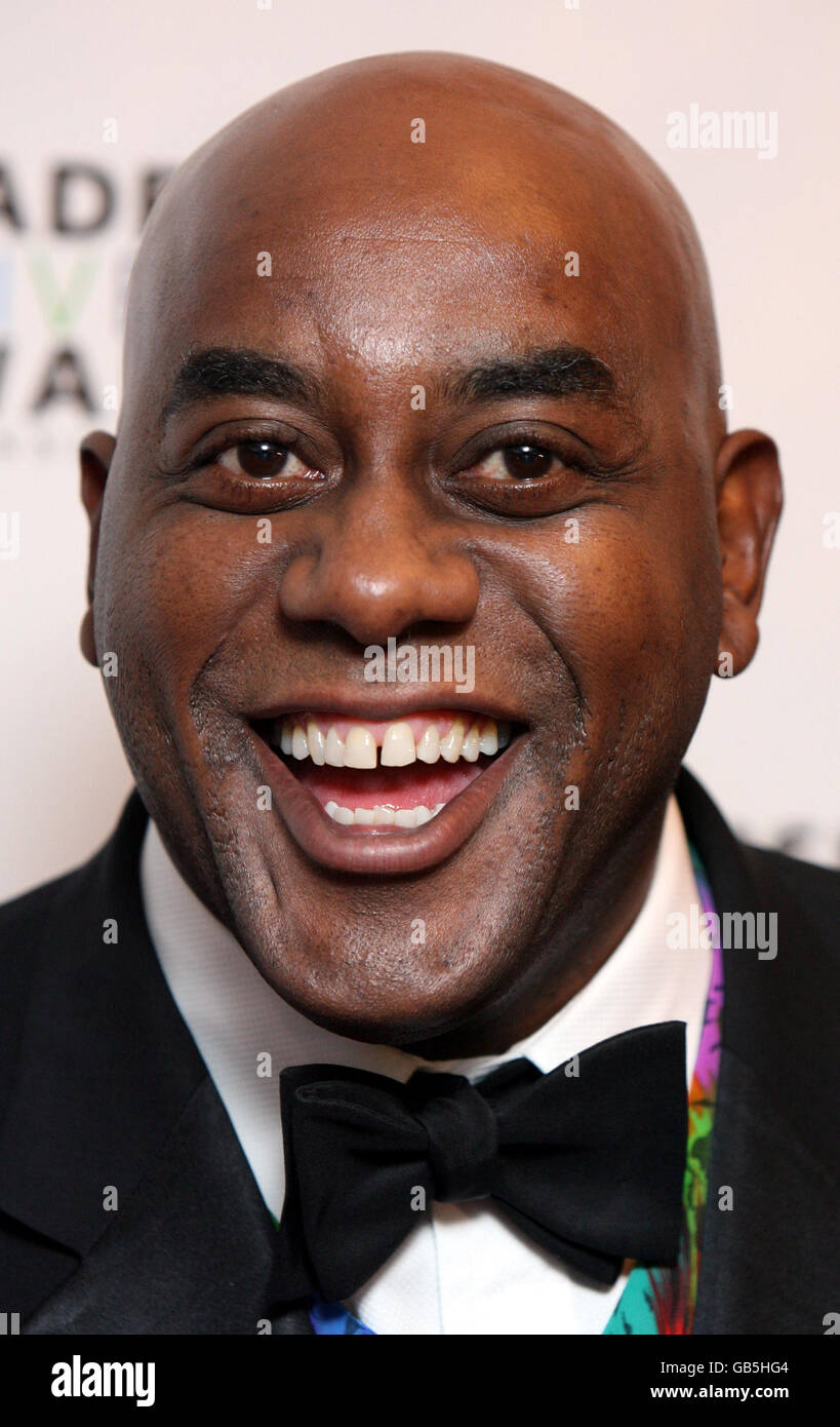 The gg2 leadership diversity awards hi-res stock photography and images ...