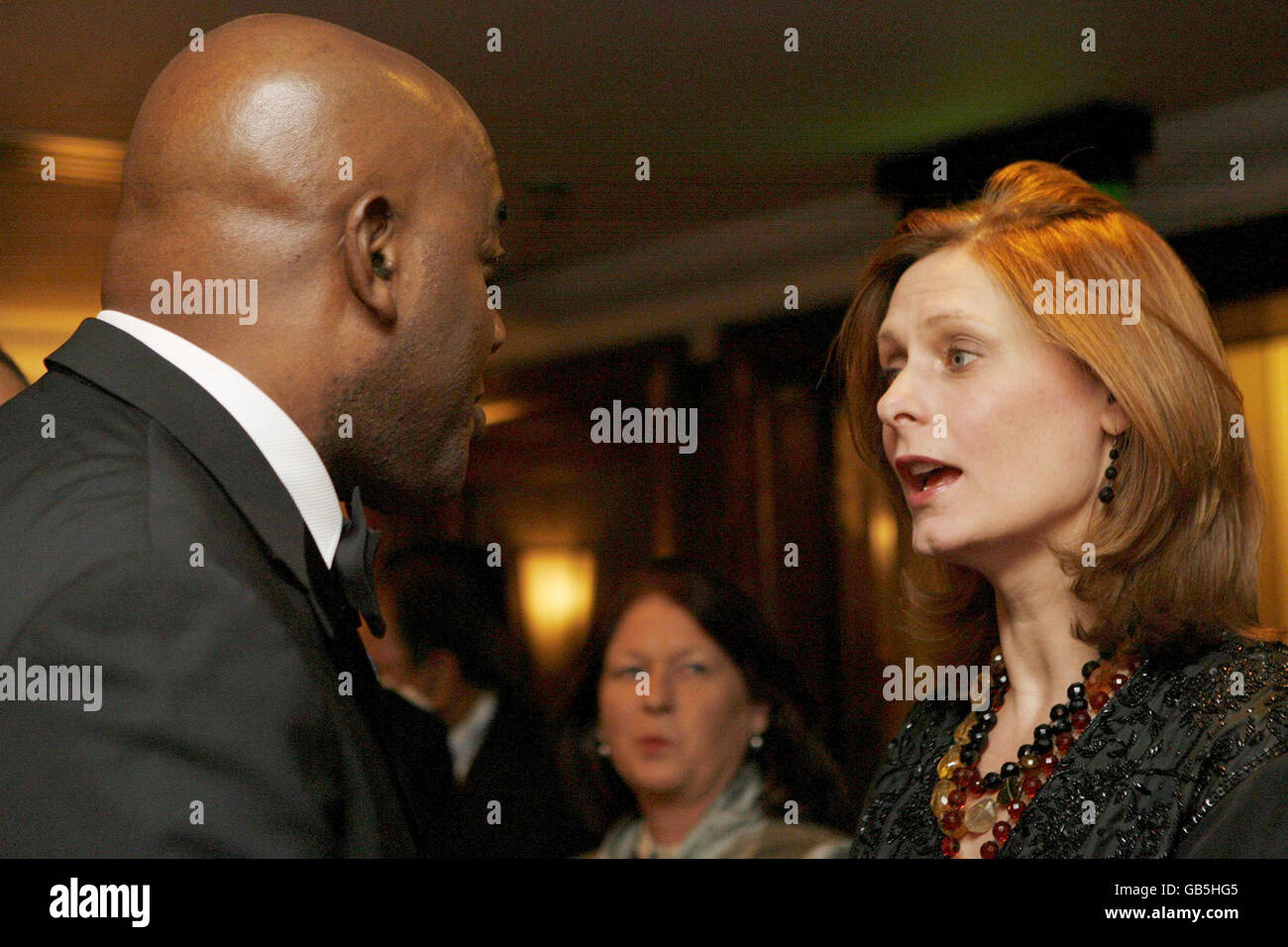 Prime Minister Gordon Brown's wife Sarah Brown speaks with Ainsley ...