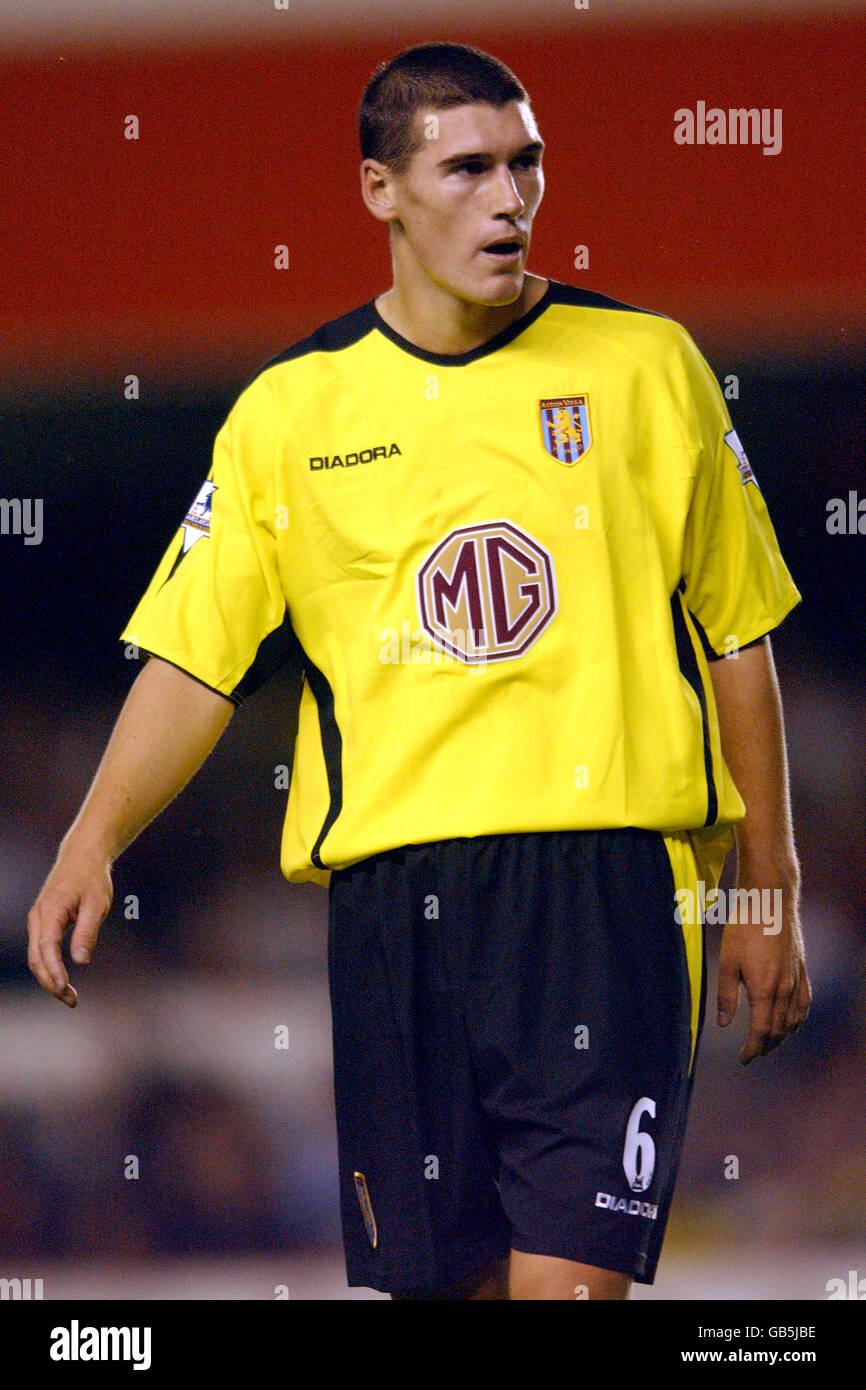 Gareth barry football villa hi-res stock photography and images - Alamy