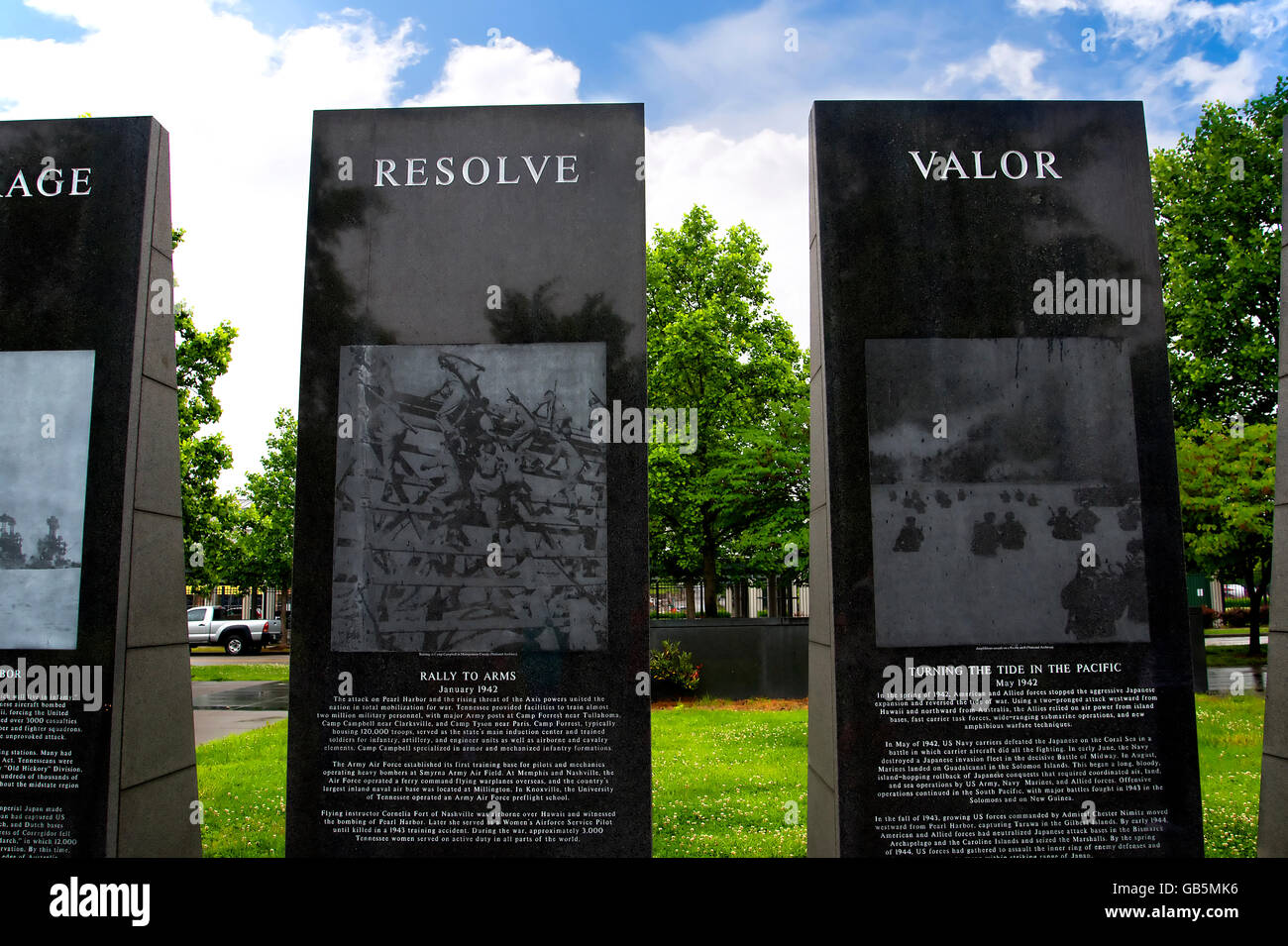 Tennessee memorial sculptures and fountain to those involved in ...