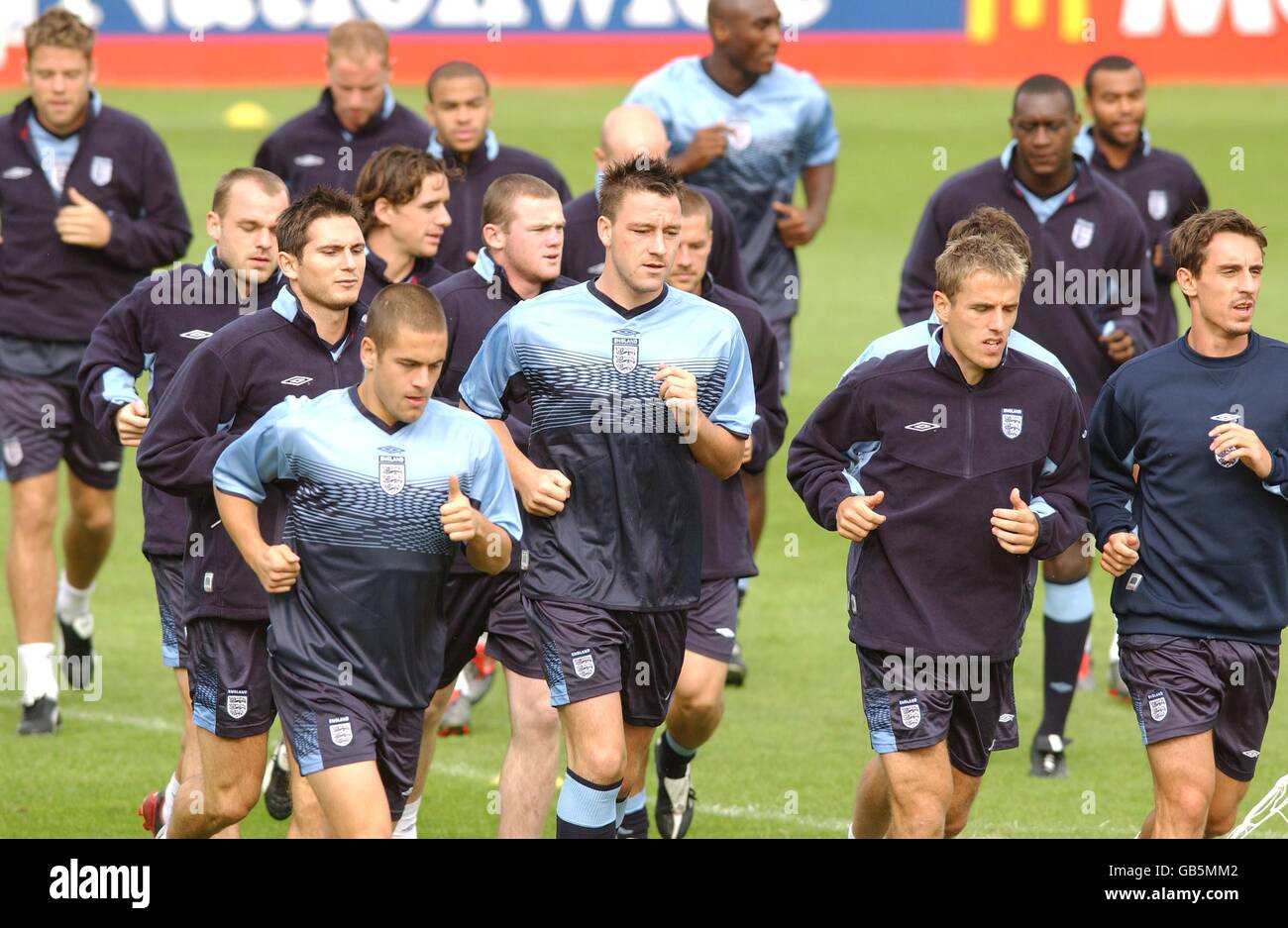 Football euro2004 training wayne rooney hi-res stock photography and ...