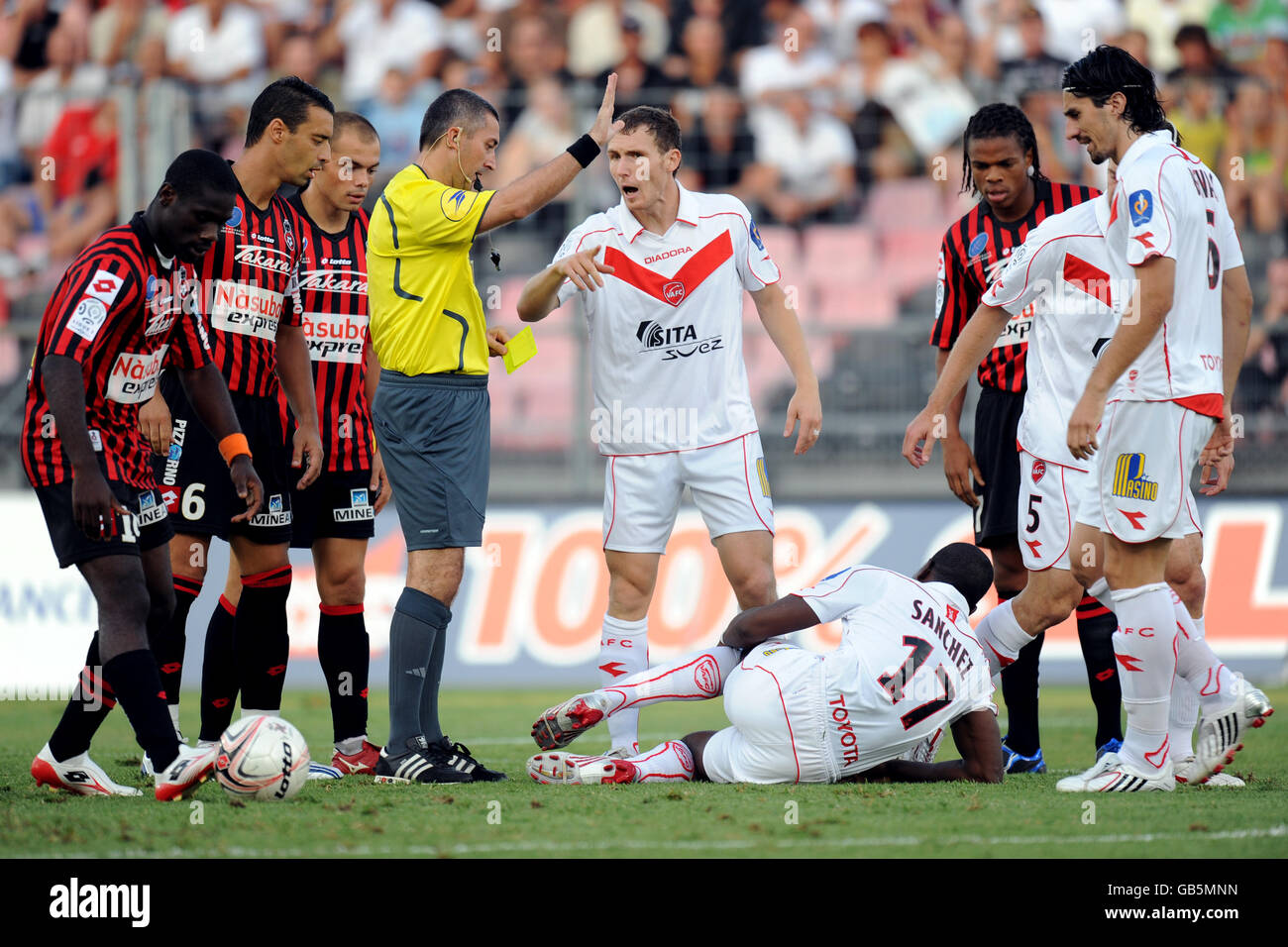 Soccer - French Premiere Division - Nice v Valenciennes - Municipal Du ...