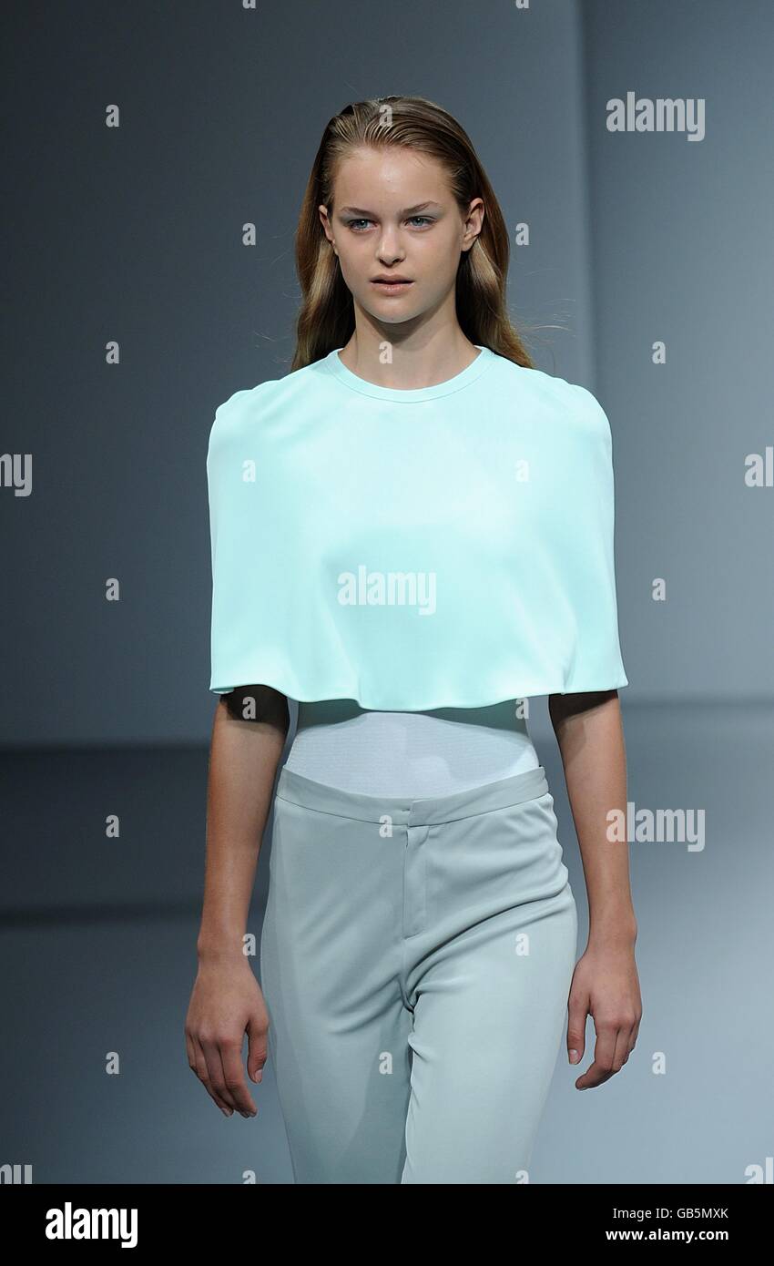 London Fashion Week - Josh Goot Catwalk Show Stock Photo - Alamy
