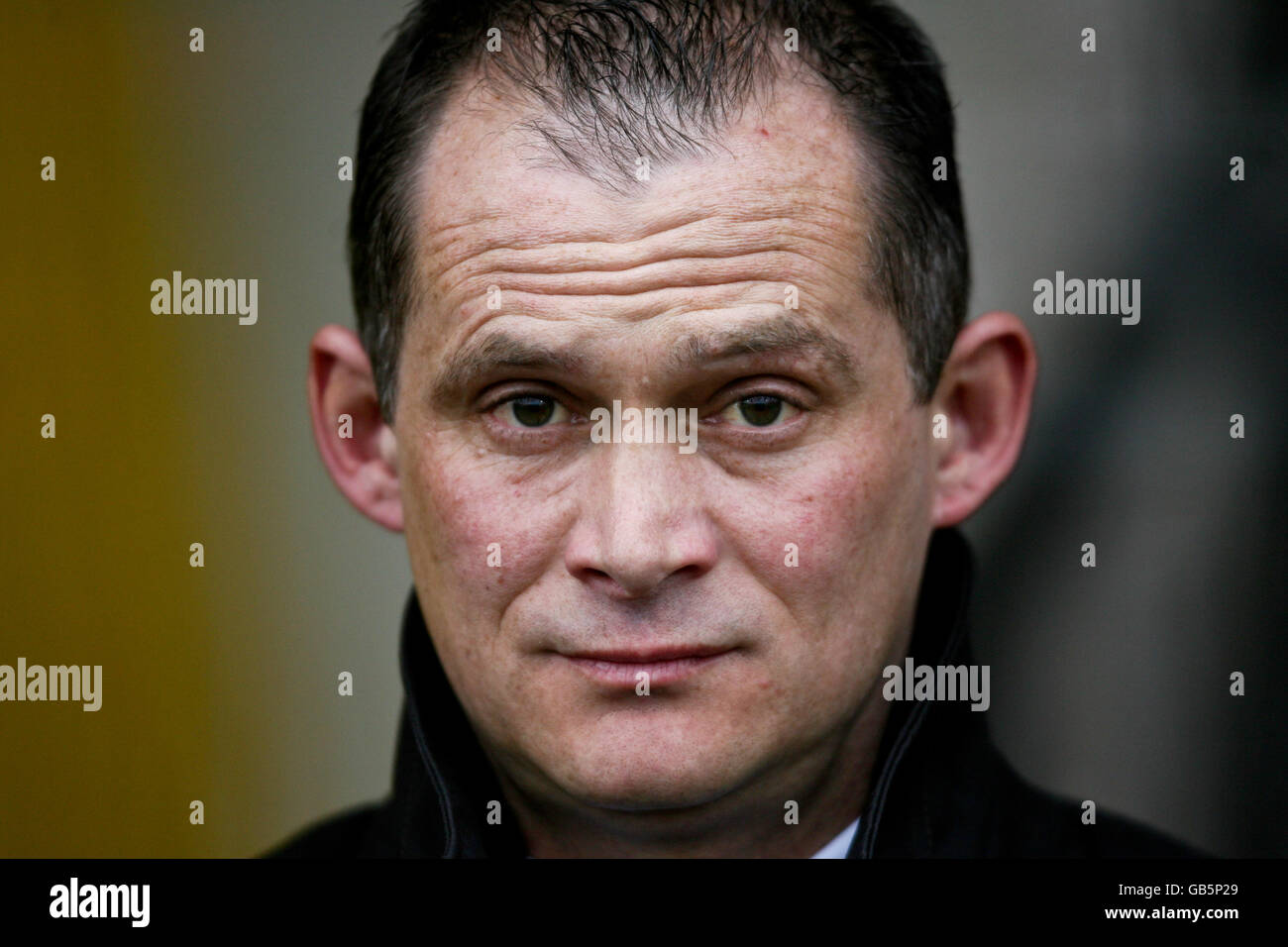 Lee Sinnott, Port Vale manager ... Soccer - Coca-Cola Football League ...