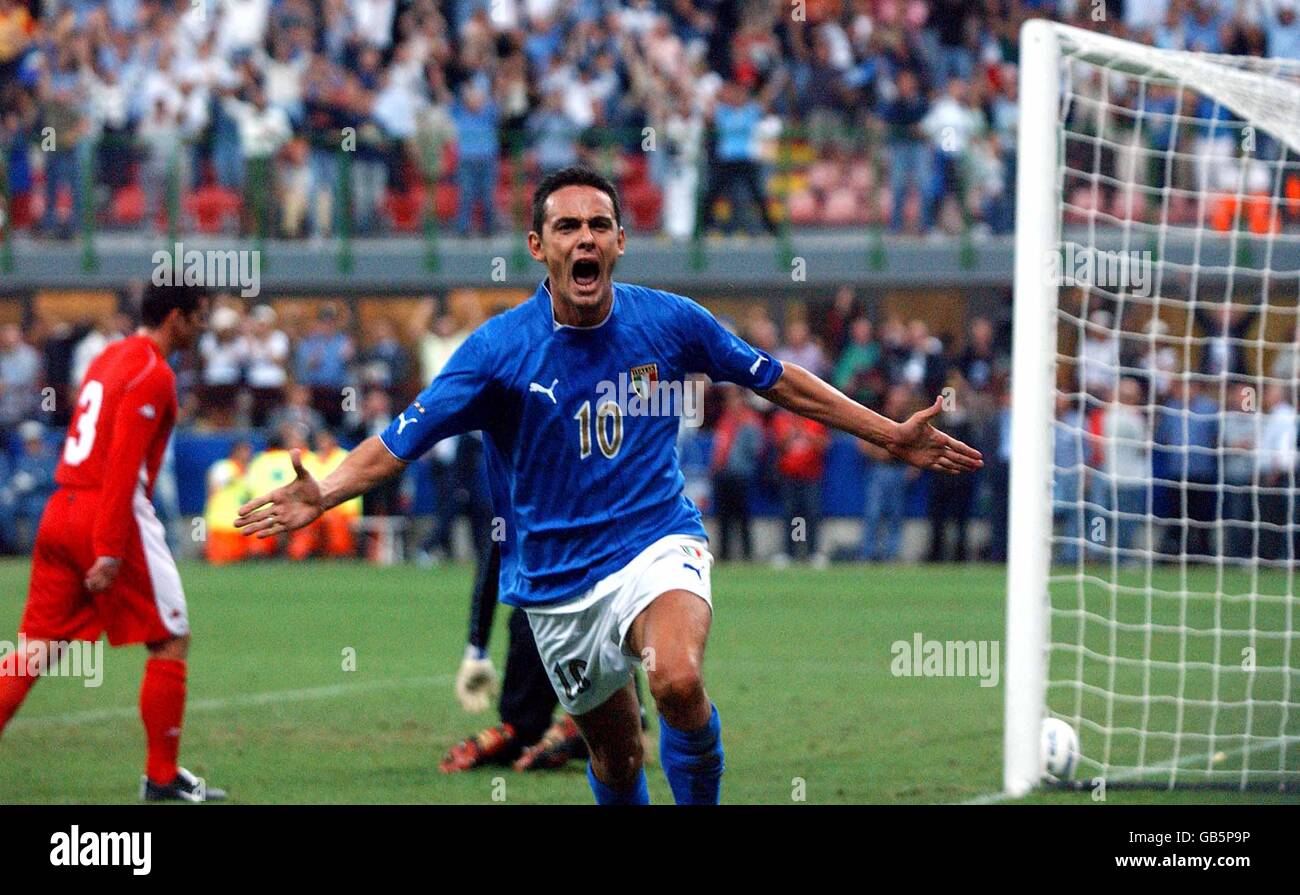 Soccer european championships 2004 qualifier group nine italy v wales ...