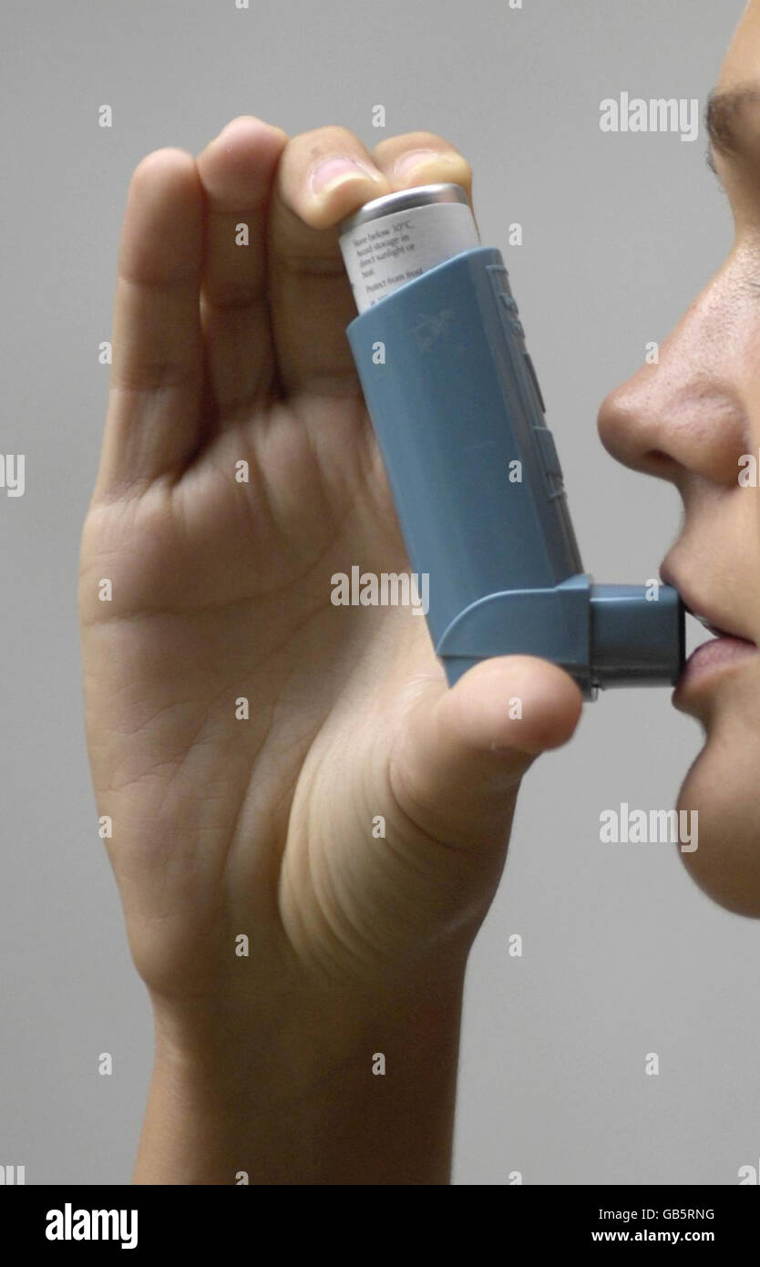 Ventolin pump hi-res stock photography and images - Alamy