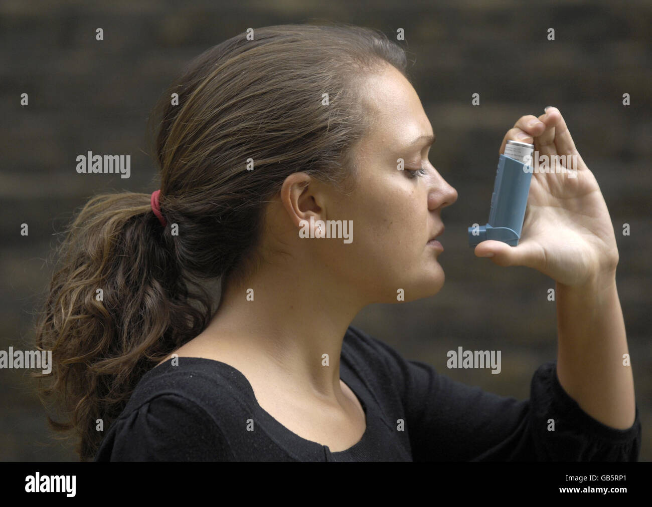 Ventolin pump hi-res stock photography and images - Alamy