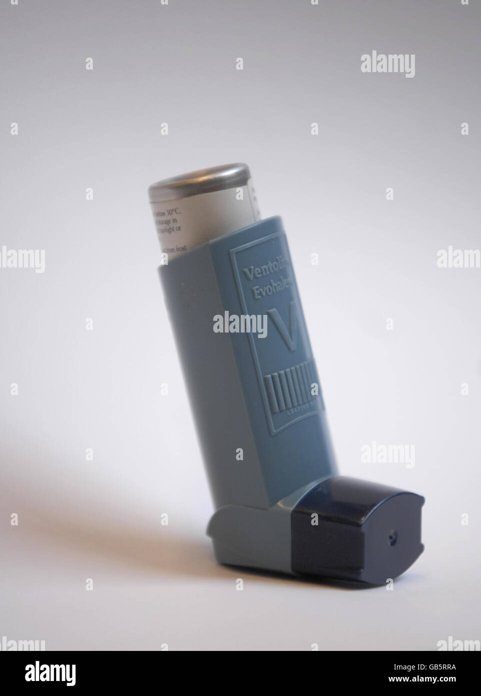 Inhaler stock. General view of a Ventolin Evohaler inhaler Stock Photo - Alamy