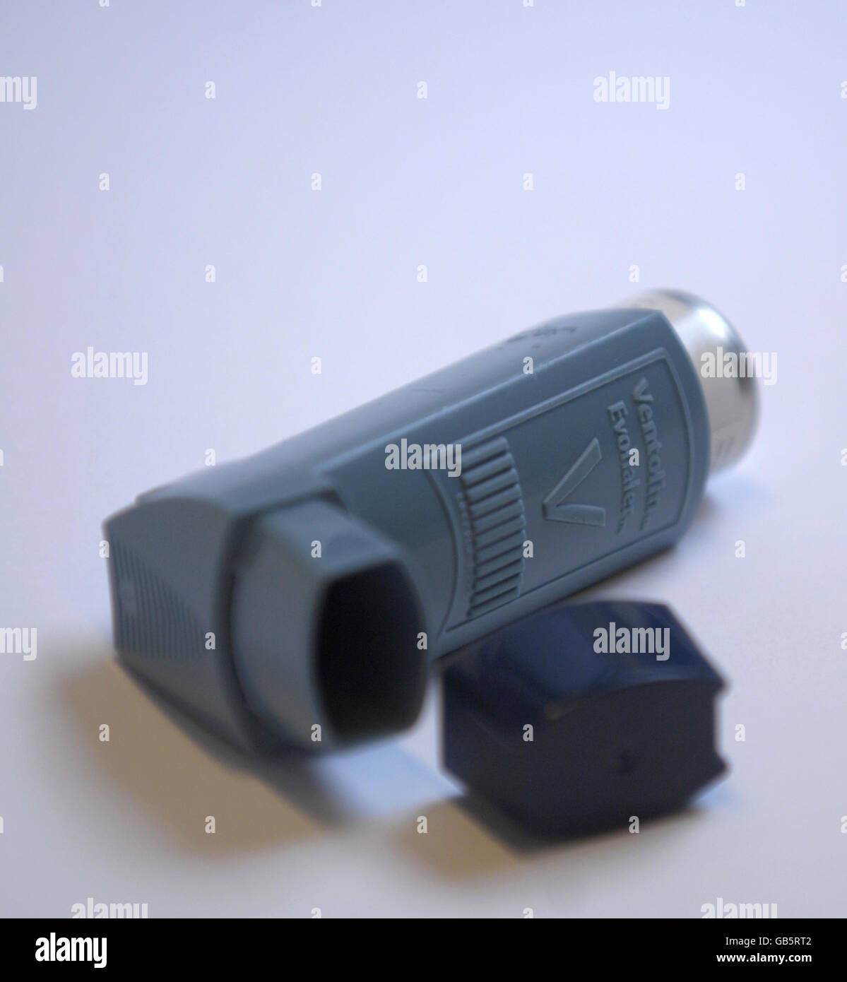 Ventolin inhaler hi-res stock photography and images - Alamy