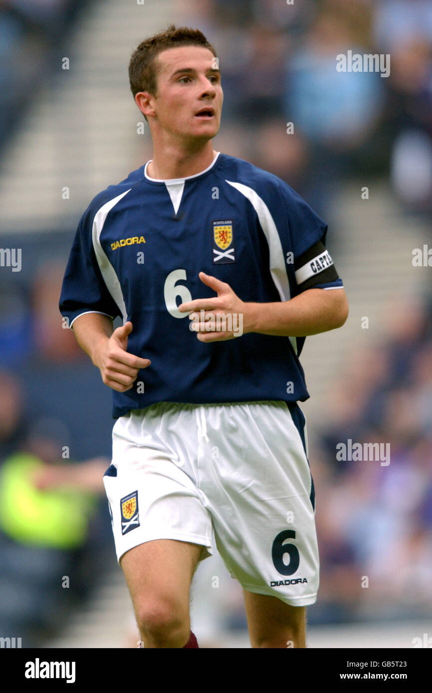 Soccer - European Championships 2004 Qualifier Group Five - Scotland v ...
