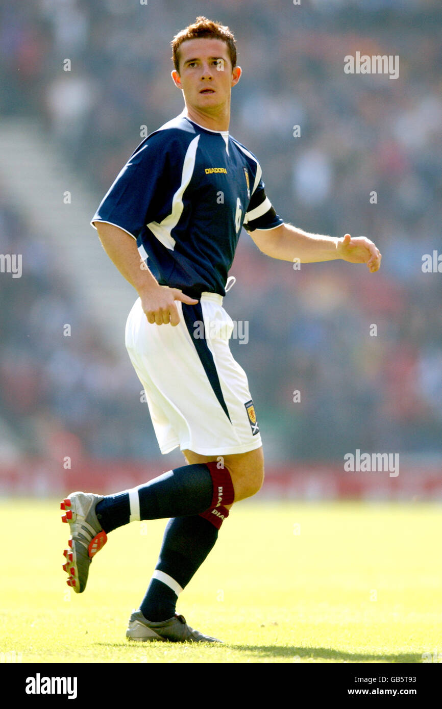 Soccer - European Championships 2004 Qualifier Group Five - Scotland v ...