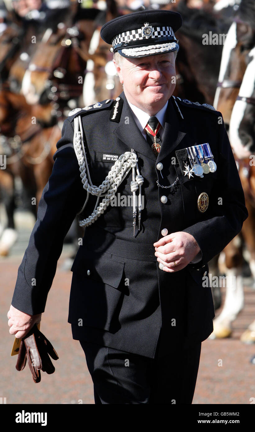 Metropolitan Police Commissioner Ian Blair arrives for the National ...