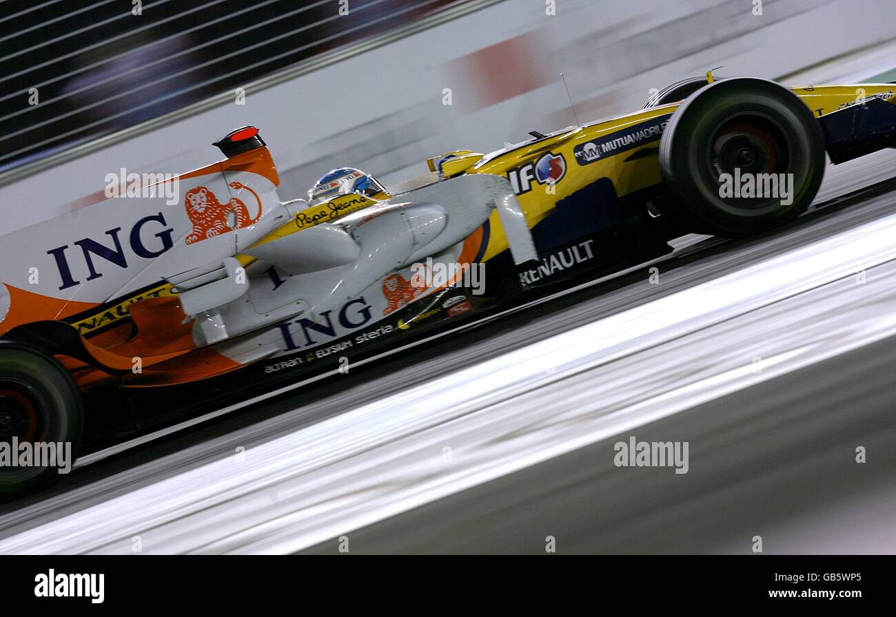 Motor Racing - Formula One Singtel Singapore Grand Prix - Race - Marina ...