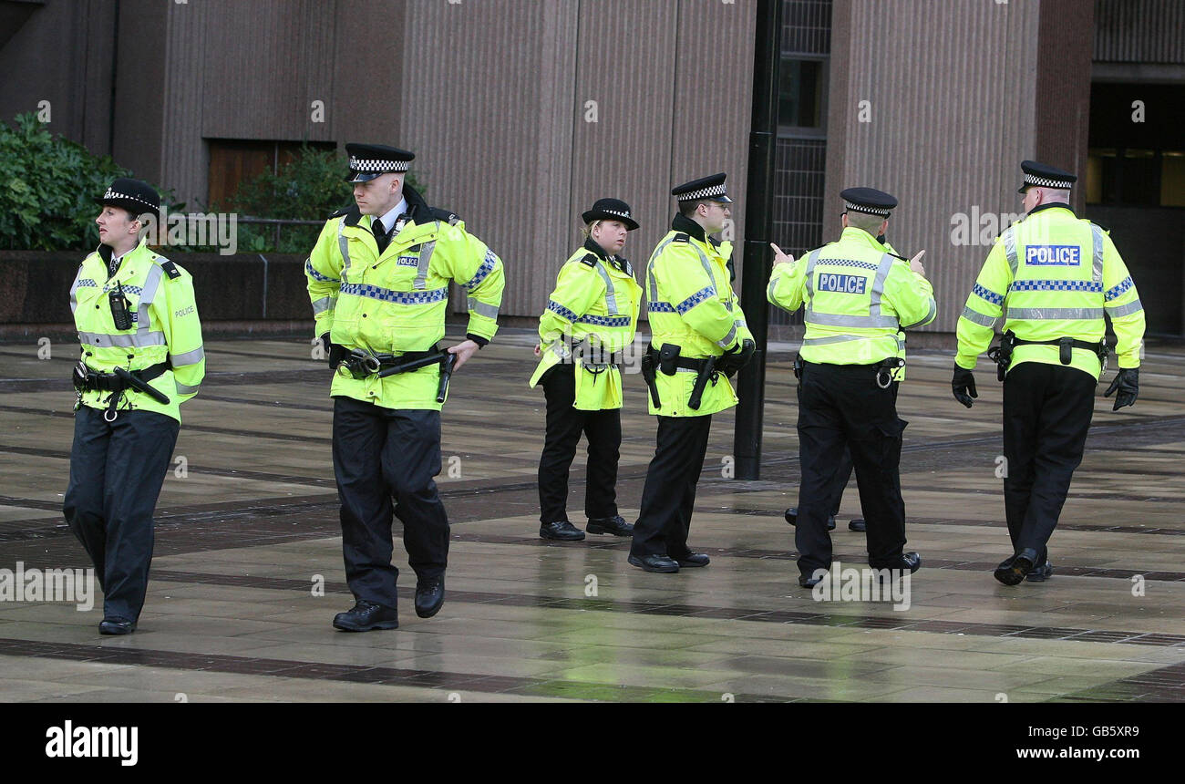 Police outside Liverpool Crown Court where Sean Mercer, 18, is on trial ...