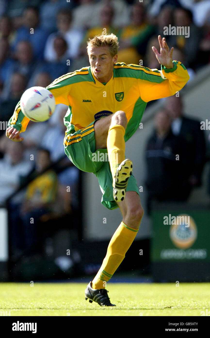 Peter crouch norwich hi-res stock photography and images - Alamy