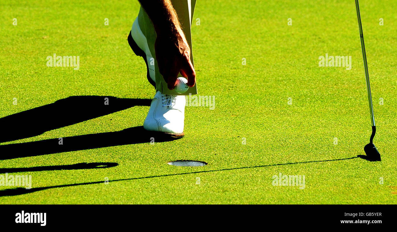Golfers shadow at the 37th ryder cup hi-res stock photography and ...