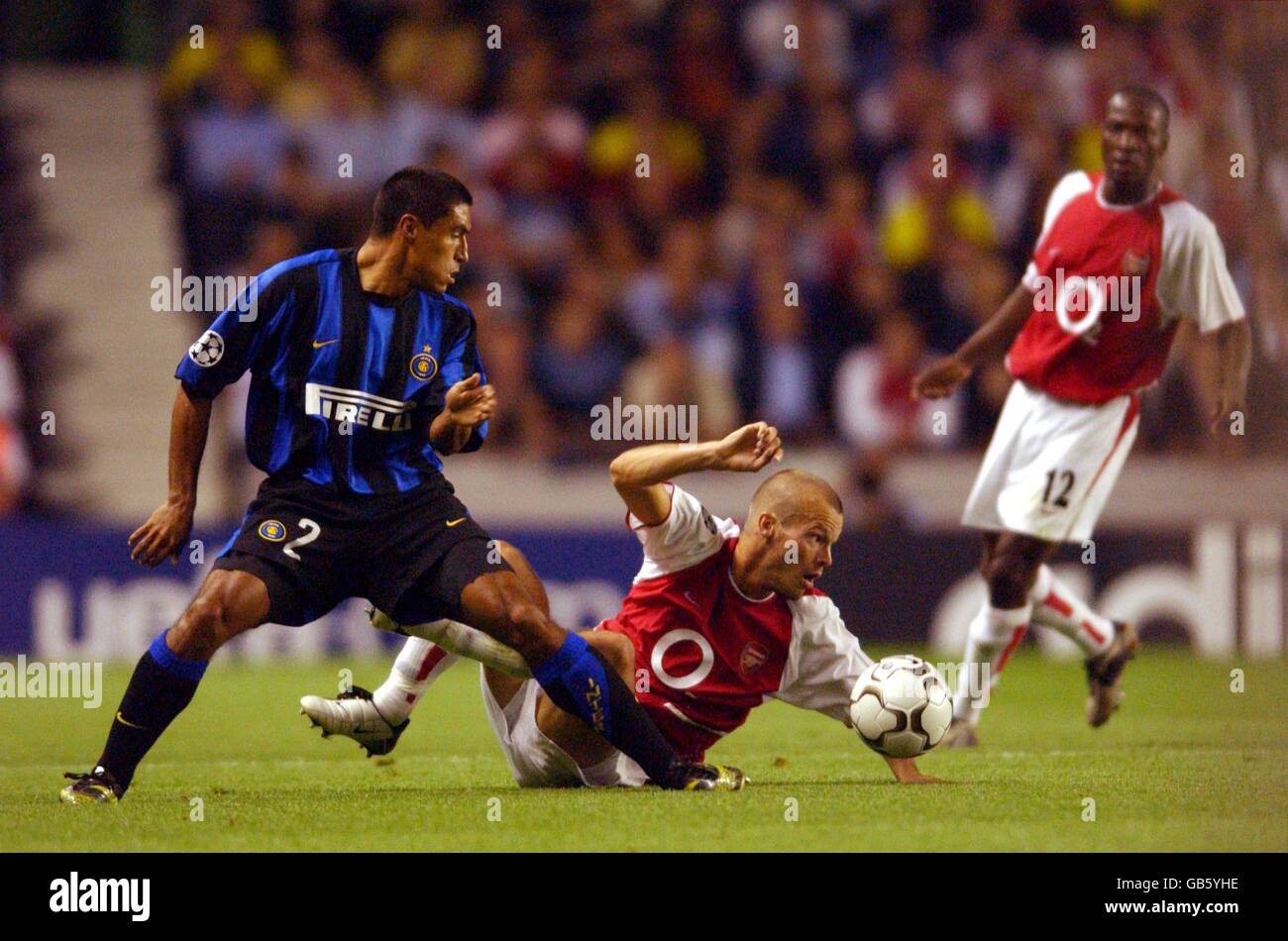 Soccer - UEFA Champions League - Group B - Arsenal v Inter Milan ...