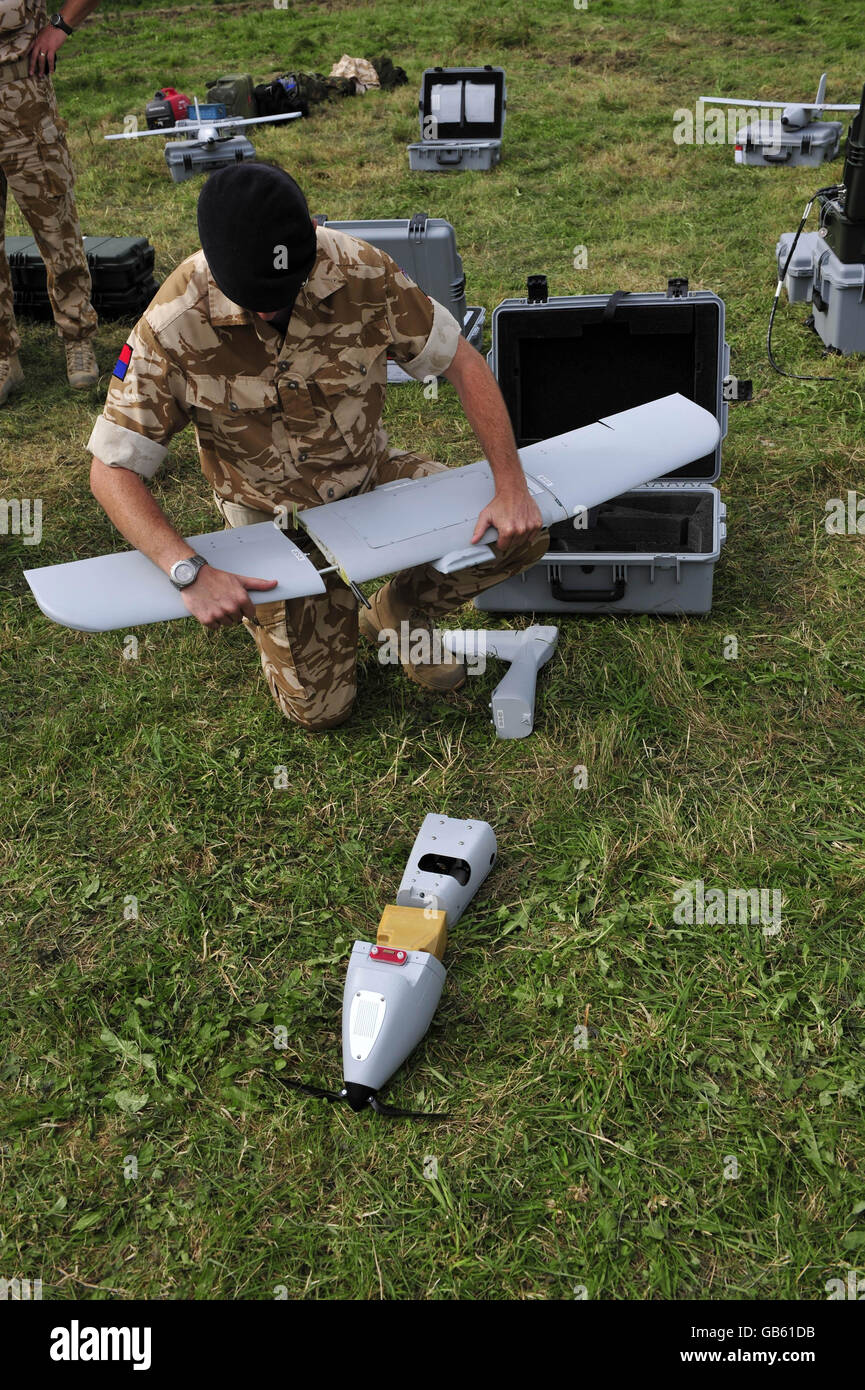 Gunner Steve Blackman assembles a new Desert Hawk Unmanned Aerial ...