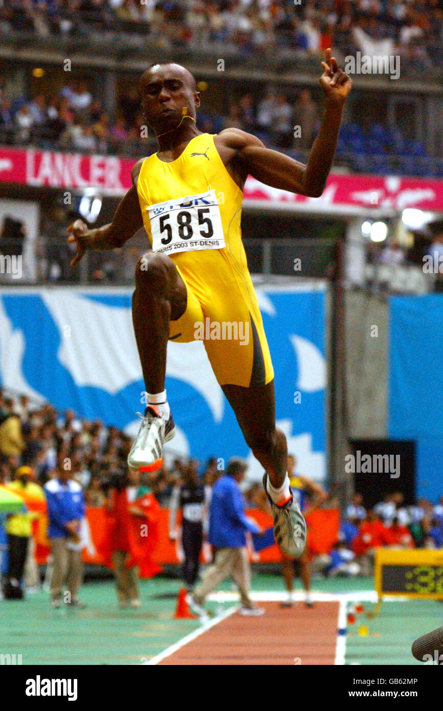 Athletics iaaf world athletics championships paris 2003 long jump final ...