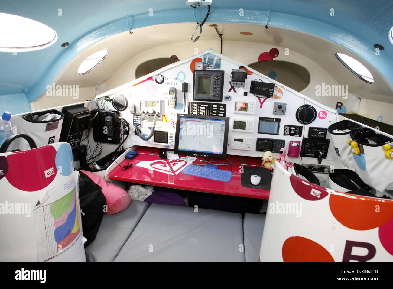 Sailing - Sam Davies Photo Shoot - Portsmouth Stock Photo - Alamy