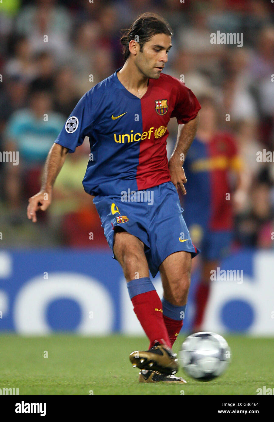 Nou camp rafael marquez hi-res stock photography and images - Alamy