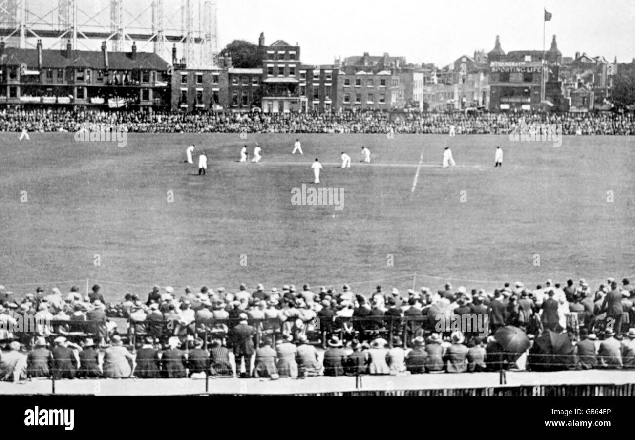 Fifth ashes test oval hi-res stock photography and images - Alamy
