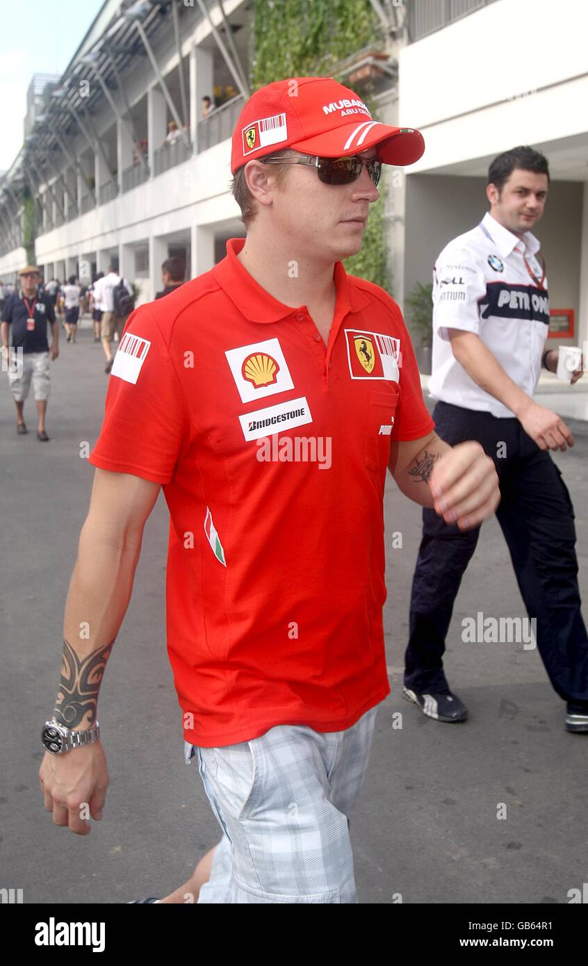 Motor Racing - Formula One Singtel Singapore Grand Prix - Qualifying ...