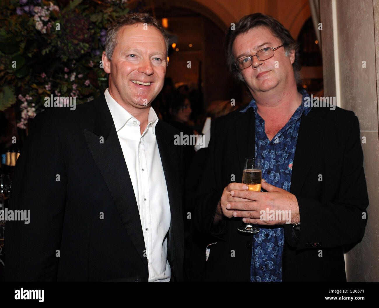 Paul martin drink hi-res stock photography and images - Alamy