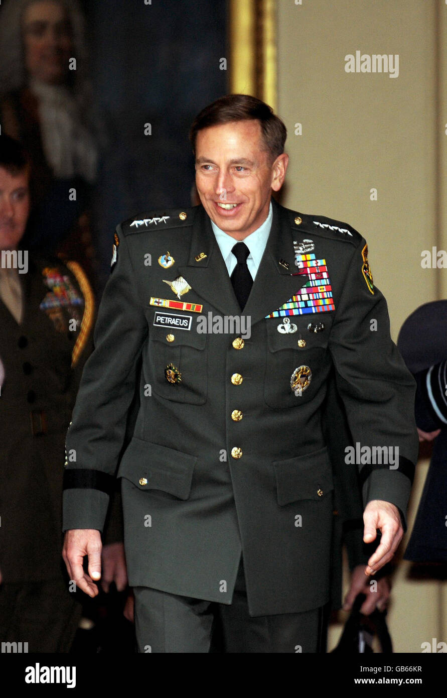 General Petraeus visits the UK Stock Photo - Alamy