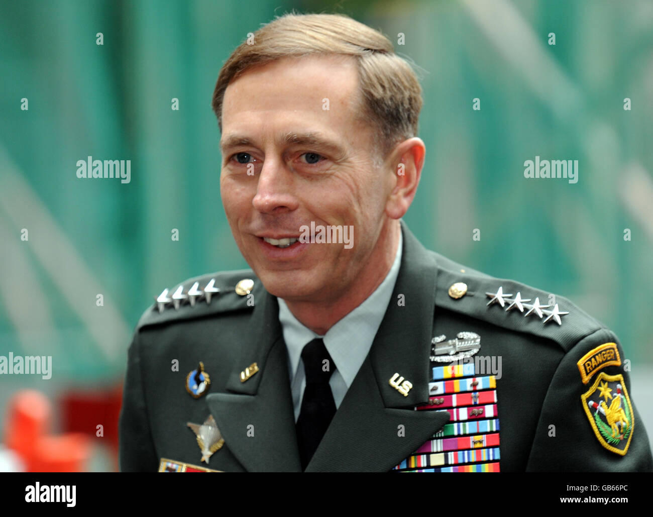 General petraeus hi-res stock photography and images - Alamy