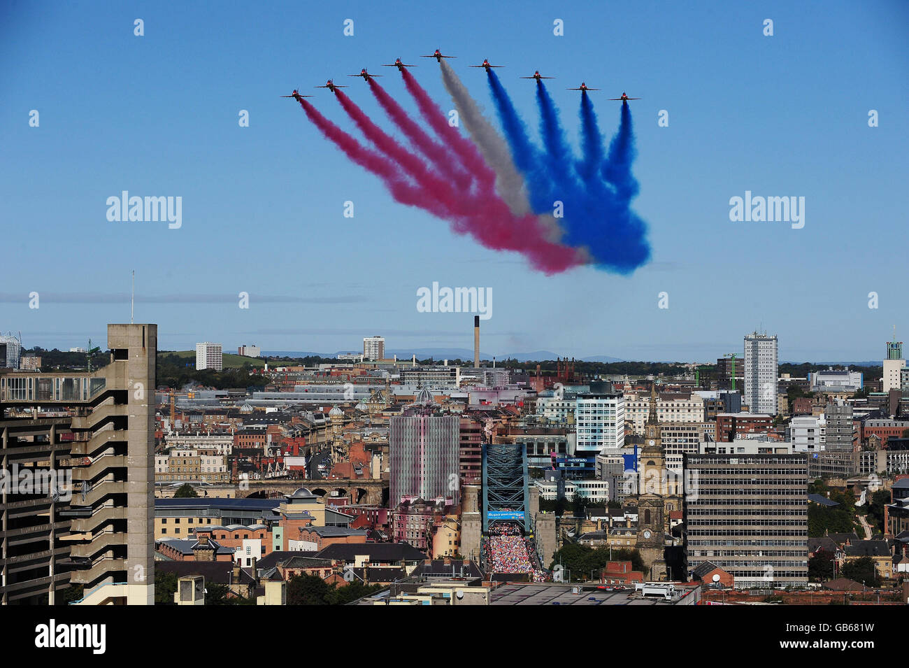 Athletics - BUPA Great North Run. Competitors cross the Tyne Bridge as ...
