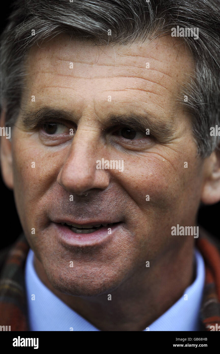 John berylson millwall hi-res stock photography and images - Alamy