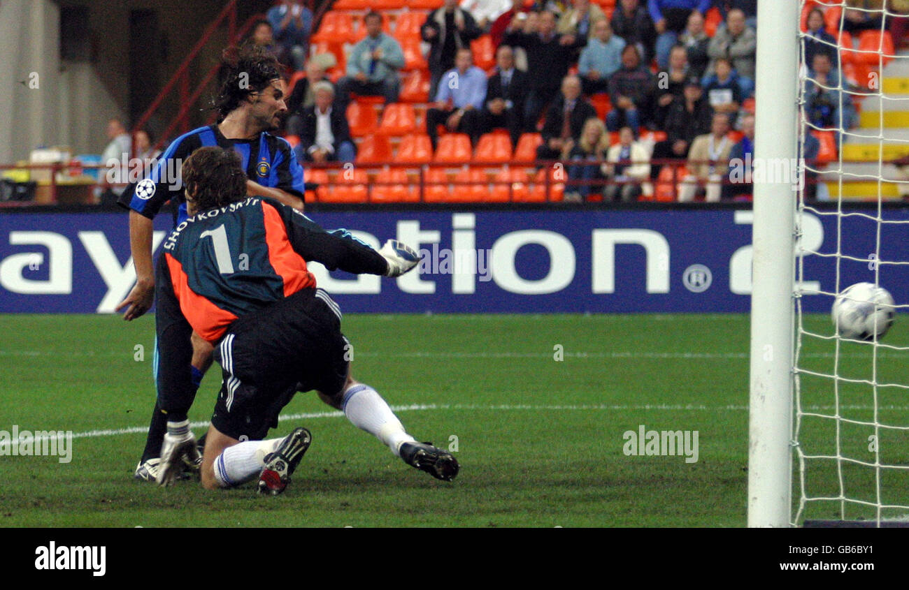 Adani group hi-res stock photography and images - Alamy