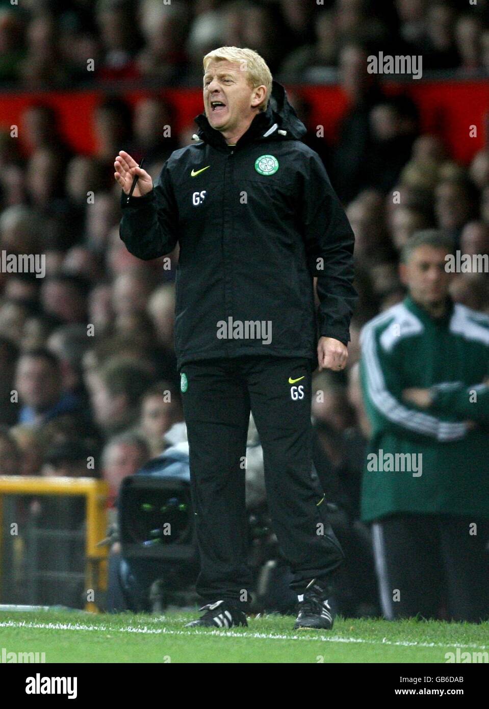 Gordon strachan manchester united hi-res stock photography and images ...